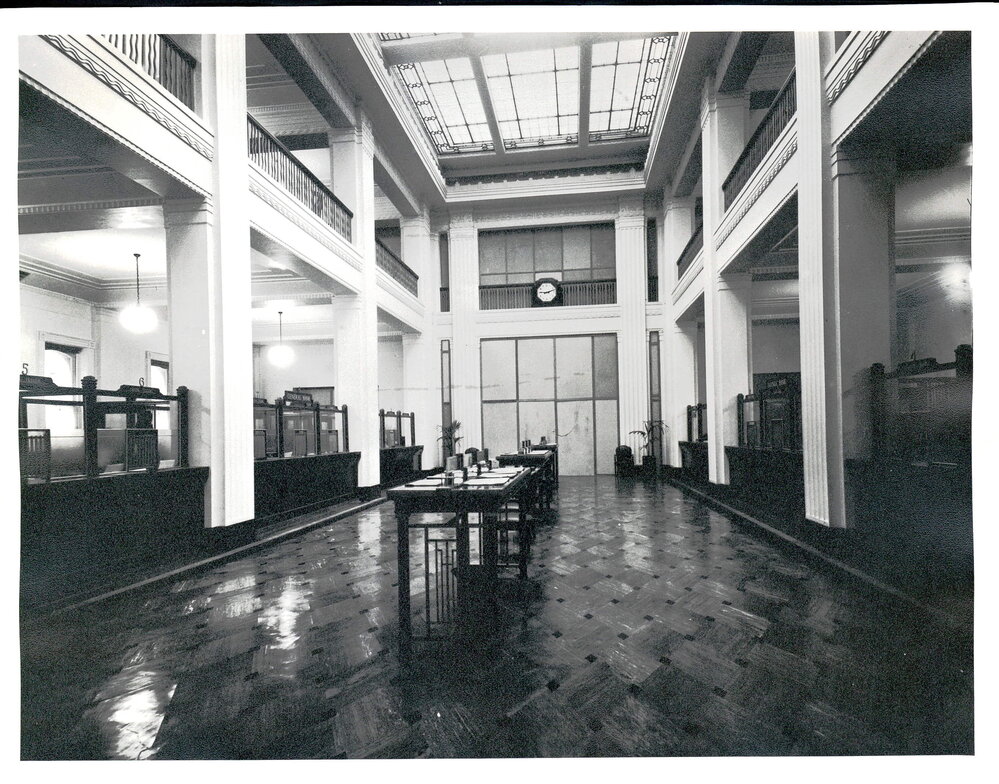 Adelaide - Premises, Interior of Banking Chamber 1935 (copy b ...